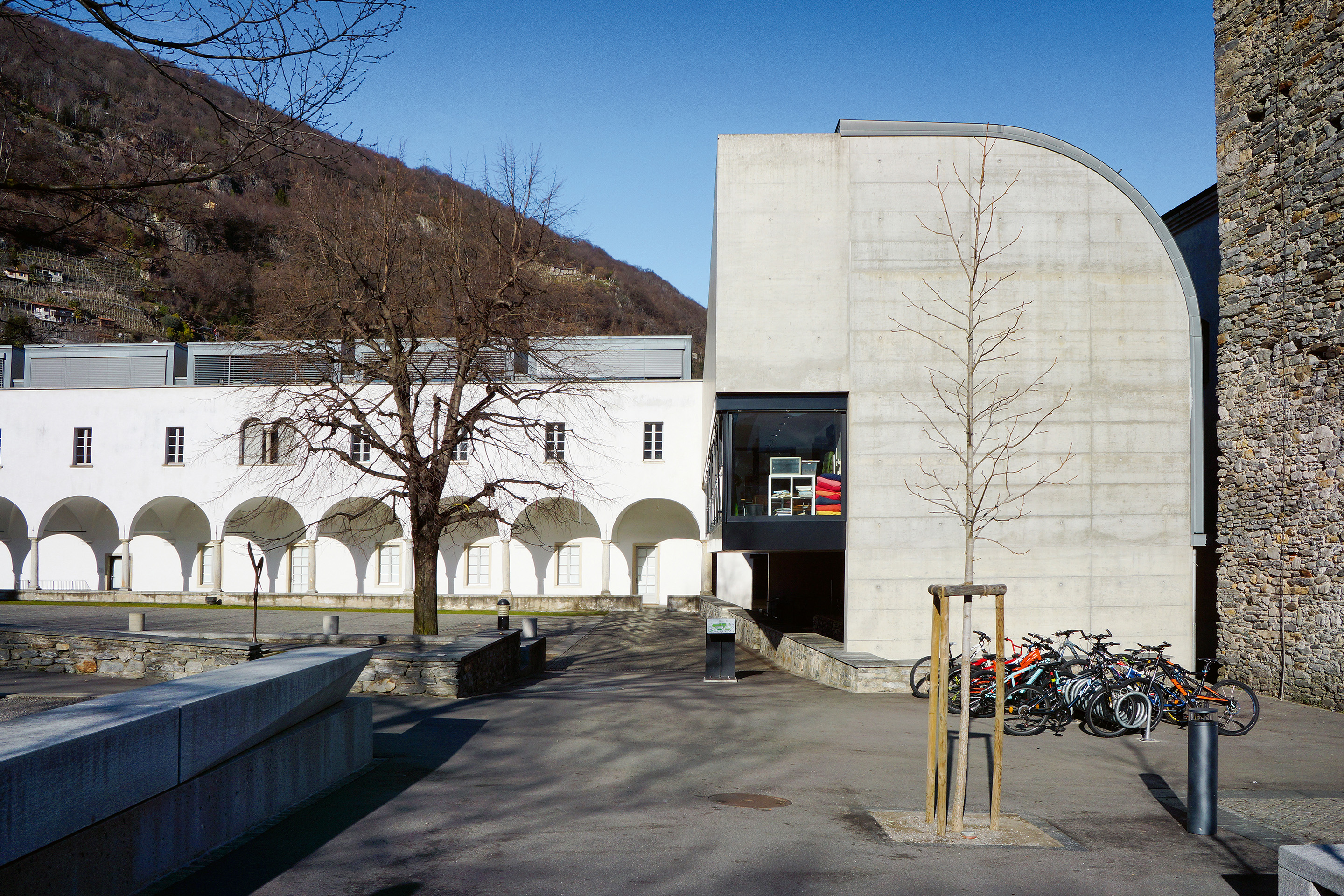 Bemühungen um eine Balance | Espazium