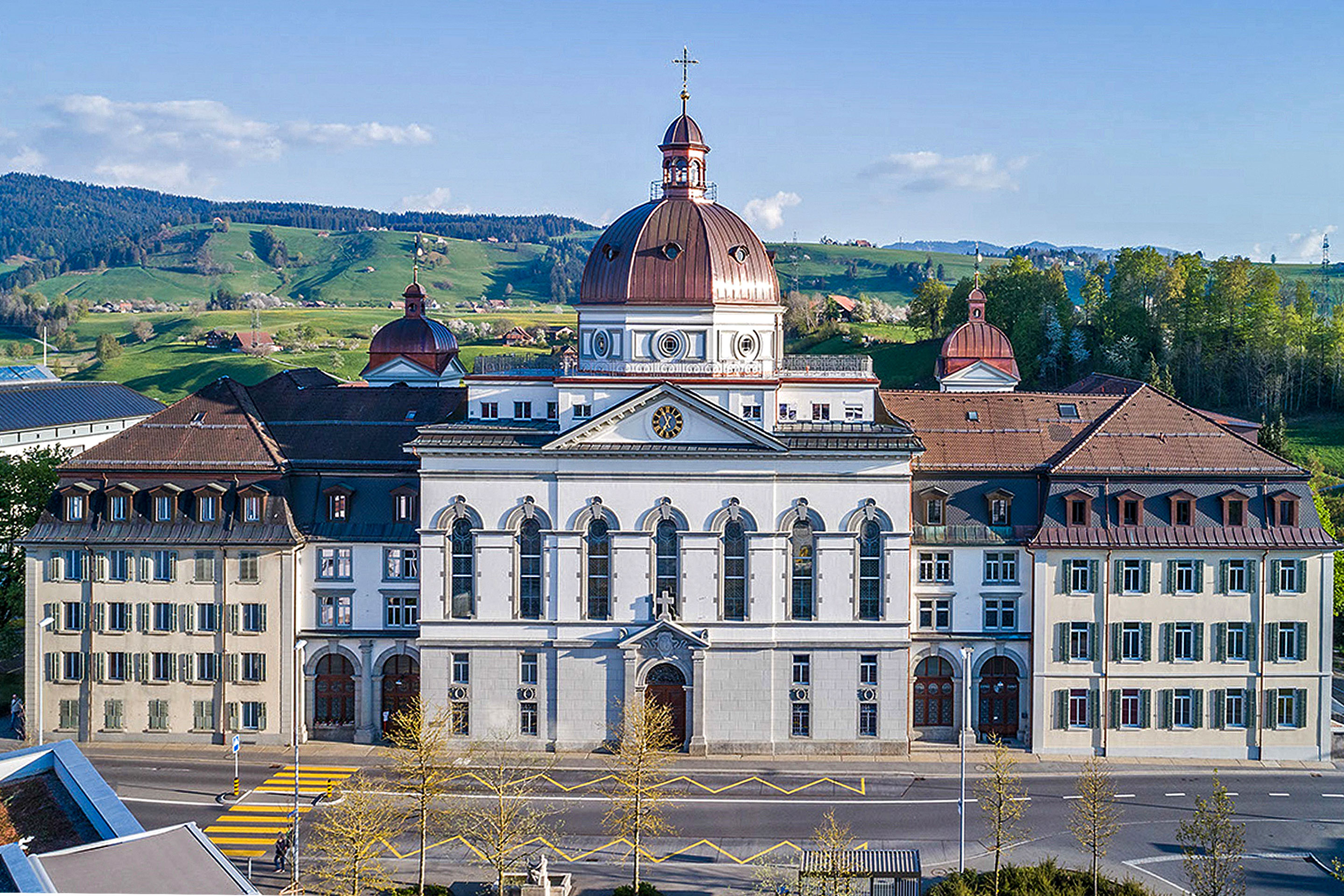 Schwestern vom Heiligen Kreuz, Institut Menzingen Schweizer Preis für ...