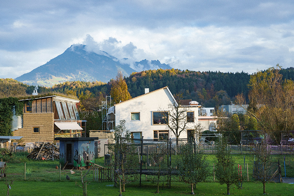 Les nouvelles voies de la préfabrication terre | Espazium