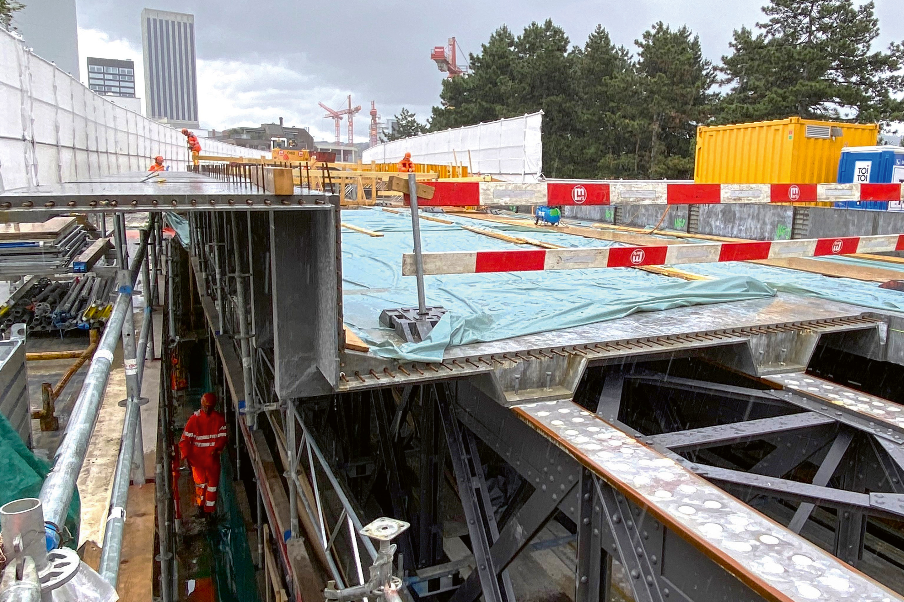 UHFB in Stein und Stahl | Espazium