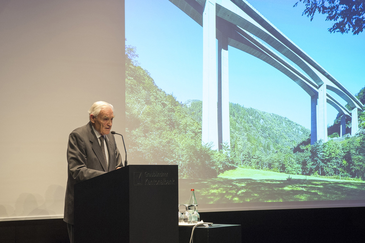 Monografie des Brückenbauers Christian Menn | Espazium